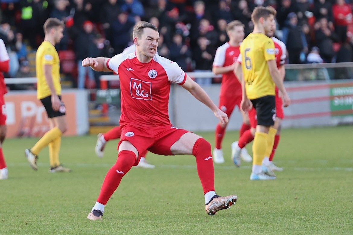 Interview Adam Brown (Stirling Albion FC)
